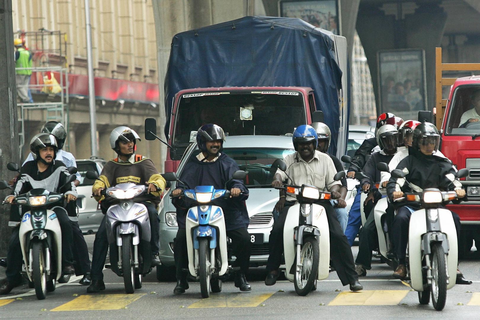 Traffic Light: The Good and The Bad? – Malaysian Riders